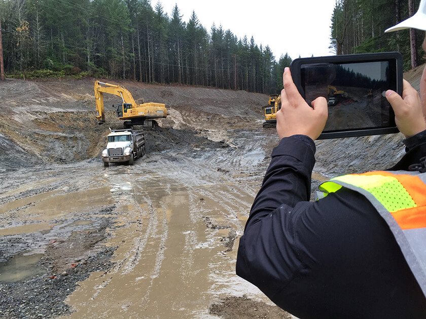 Construction Oversight | Field Inspection Software | HeadLight